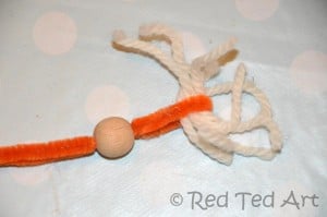 Easy Pipe Cleaner People - take minutes to make with simple materials