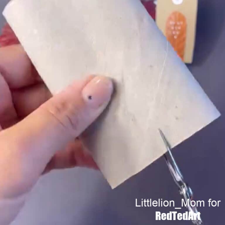 Fall Leaf Puppets Craft for Kids - Red Ted Art - Kids Crafts