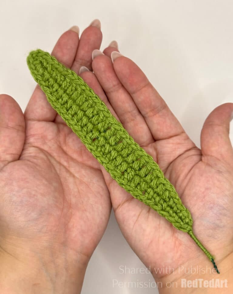 Free Lily Crochet Pattern from Crochet Flowers by Sierra's Stitches ...