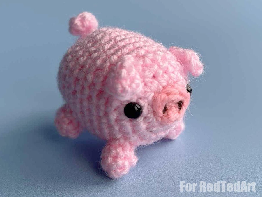 Free Pigs in Blanket Crochet Pattern - Red Ted Art - Kids Crafts