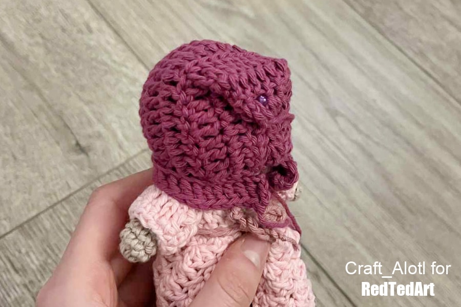 Free Amigurumi Hijab Doll Crochet Pattern - Red Ted Art - Kids Crafts